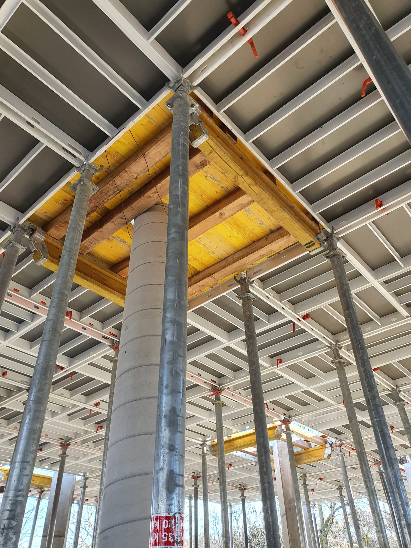 RapiDeck® – Fast Slab Formwork System | Amadio&C